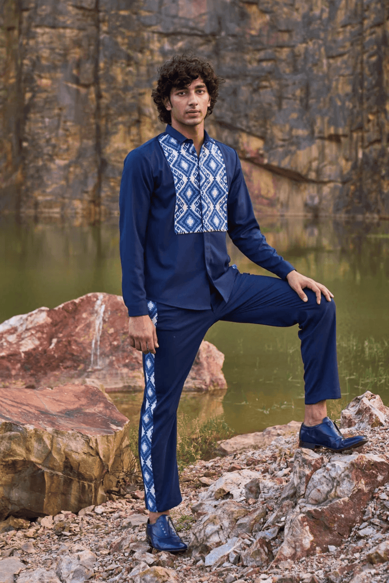 Jacquard Bib Set – dash and dot